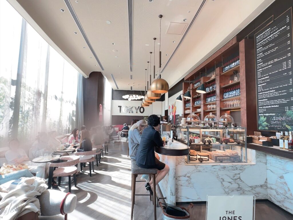 【新宿】キンプトン『The Jones Cafe Bar』でおしゃれランチ
