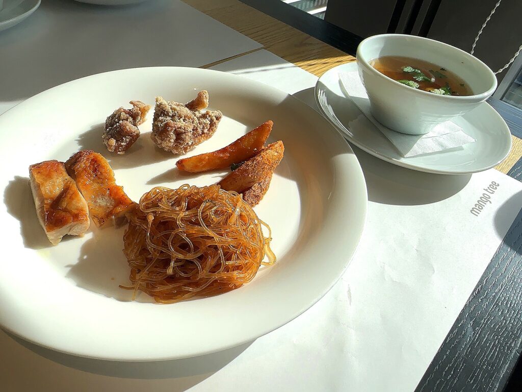 【丸の内】高層階で楽しむマンゴーツリー東京のランチ食べ放題